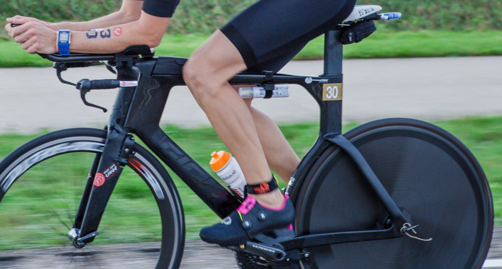 How to avoid numb feet and toes when cycling - Triathlon Today